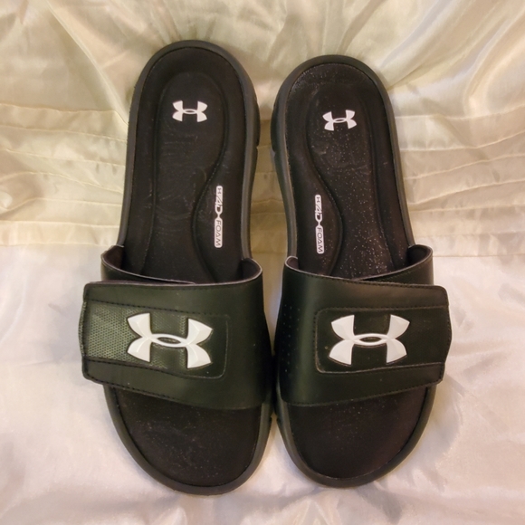 Under Armour | Shoes | Under Armour Slides Size 2 | Poshmark